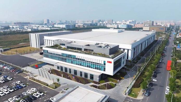 ABB opens robotics mega factory in Shanghai-아이씨엔매거진