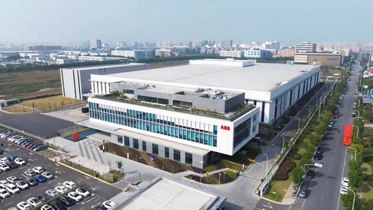 ABB opens robotics mega factory in Shanghai-아이씨엔매거진
